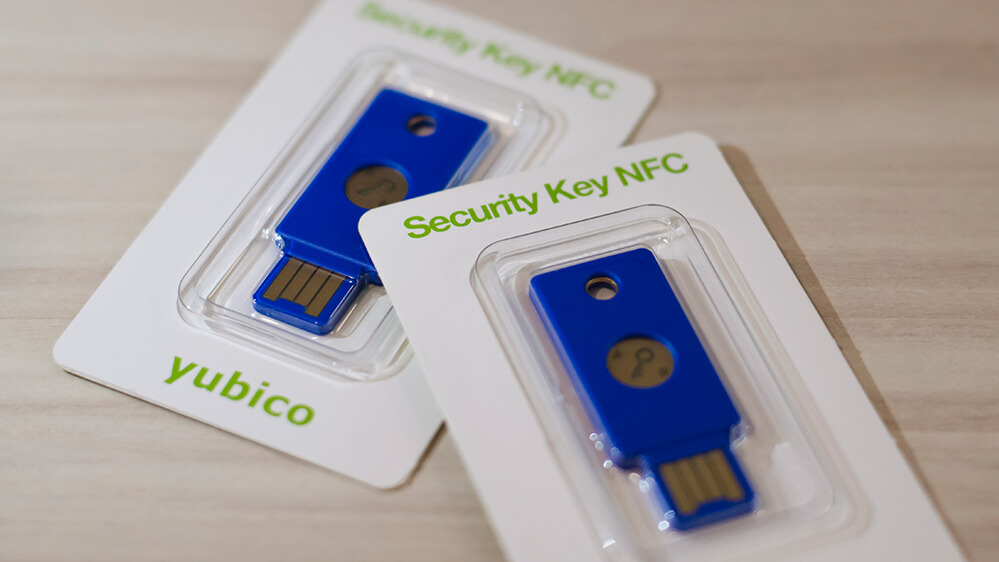 Хардуерен ключ Yubico Security Key NFC